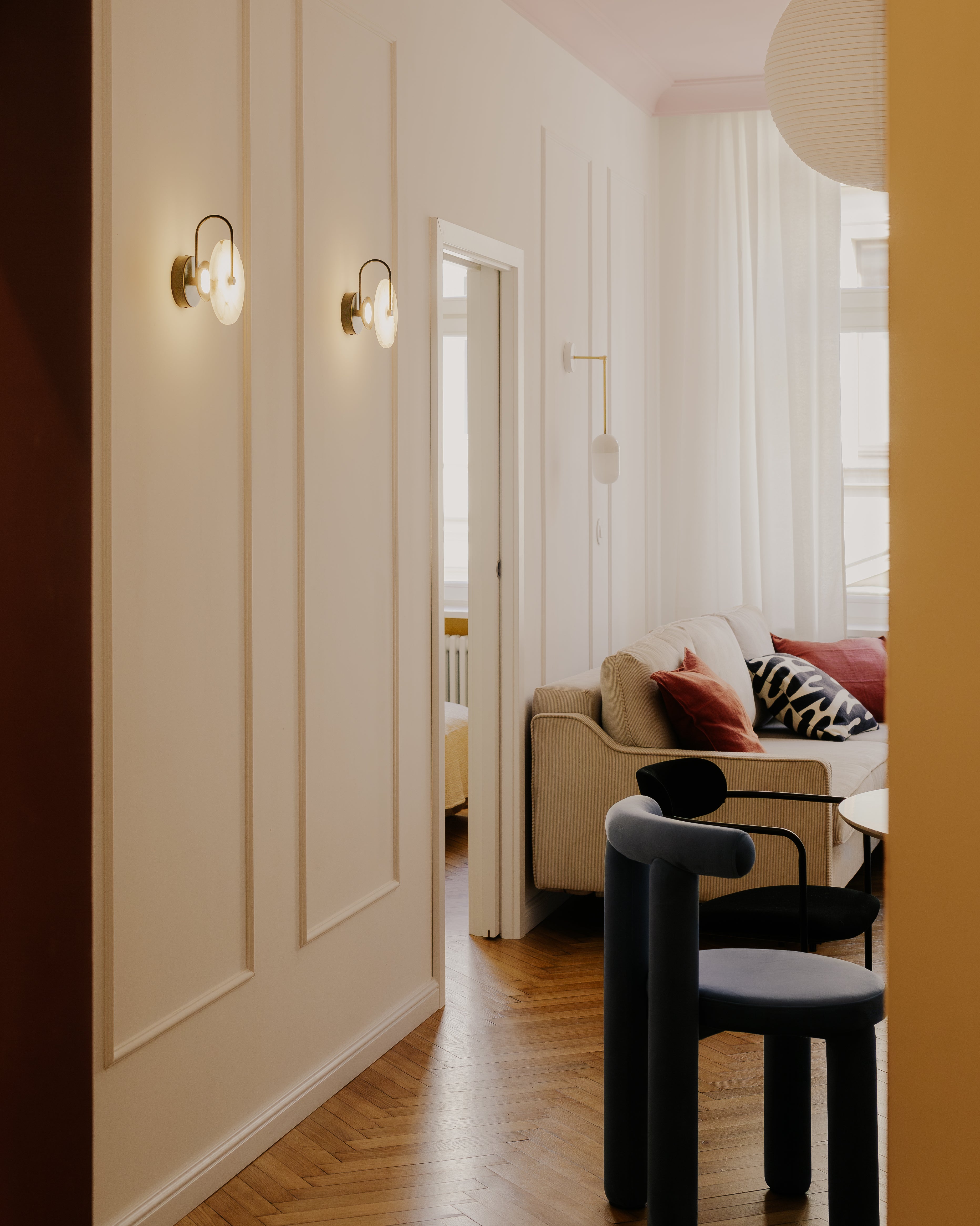 Klassische Eleganz mit einem Hauch von modernem Design: Eine Wohnung i ...