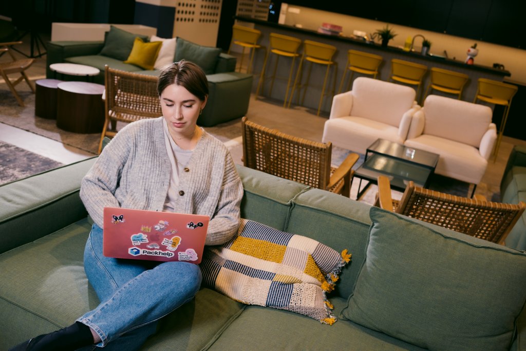 OPTISOFA x Packhelp – OPTISOFA EU